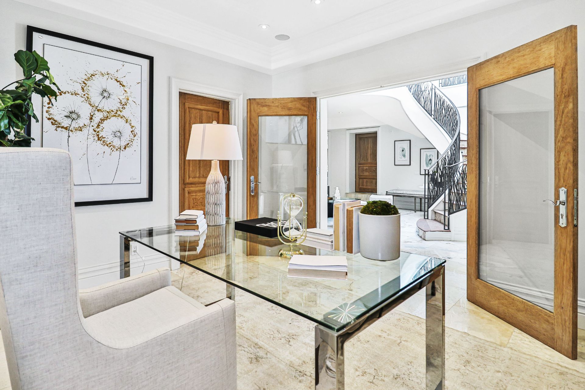 Pixel Retouch Solutions